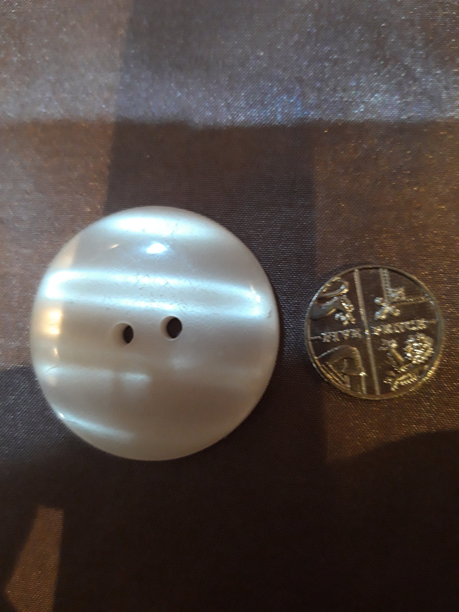 Extra Large White Button – Make it Wight